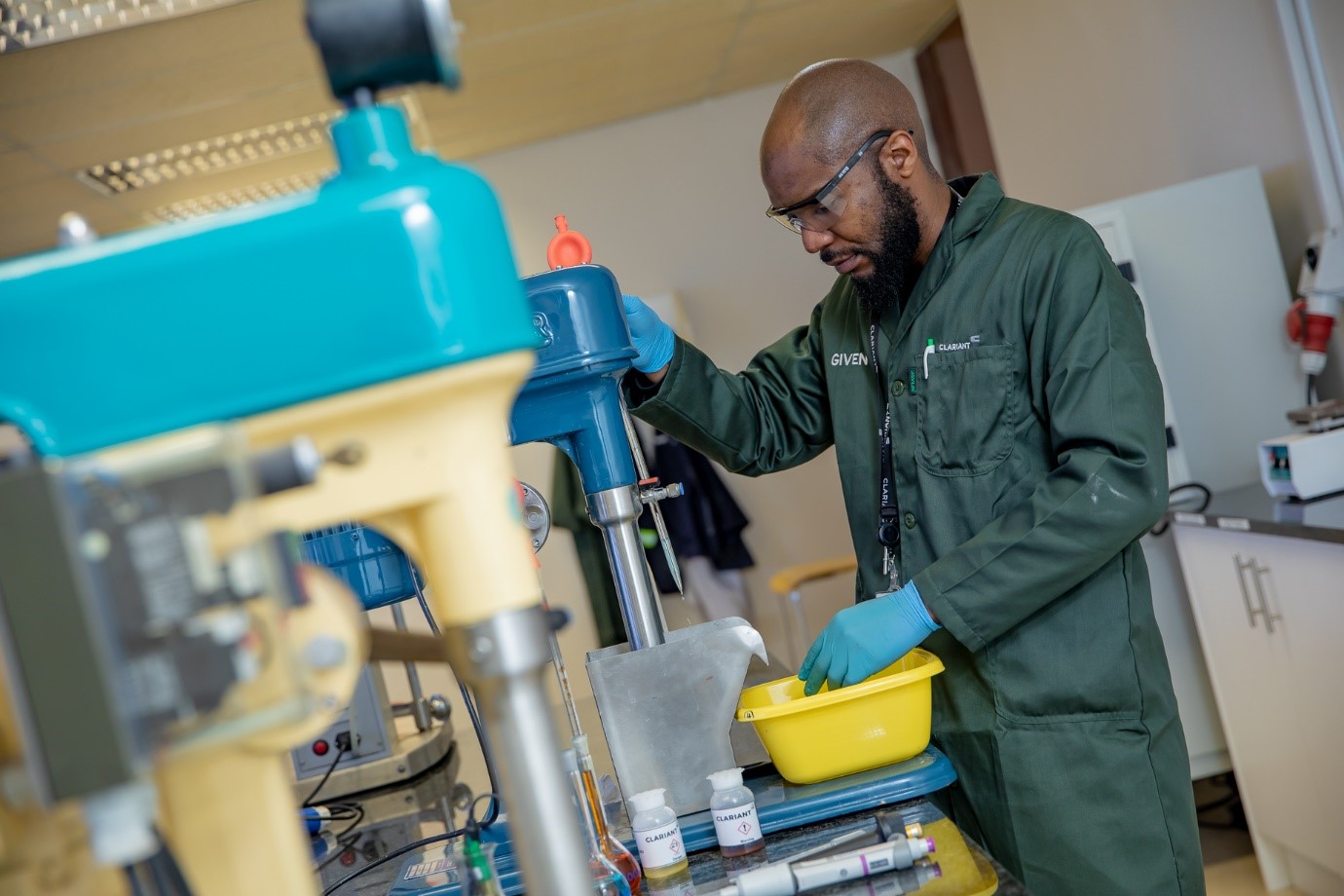 Saint David's Porter - laboratory to support African mining industry